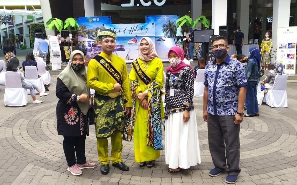 Pemko Batam Promosikan Pariwisata dan Batik Marlin di Bandung - Media ...