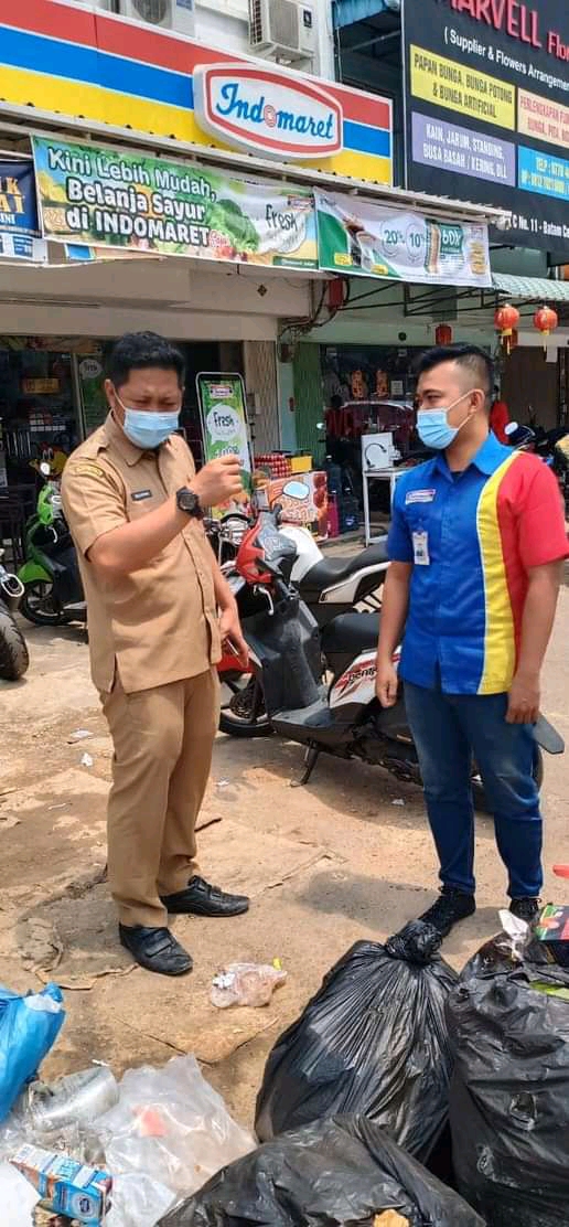 Mari Tingkatkan Kesadaran Membuang Sampah Pada Tempatnya - Media Center Mari Tingkatkan Kesadaran Membuang Sampah Pada Tempatnya - Media Center