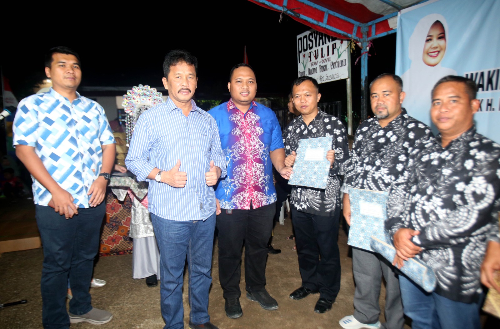 HADIRI PELANTIKAN RW 17 TEMBESI, RUDI AJAK TETAP JAGA KEKOMPAKAN DUKUNG PEMBANGUNAN - Media Center