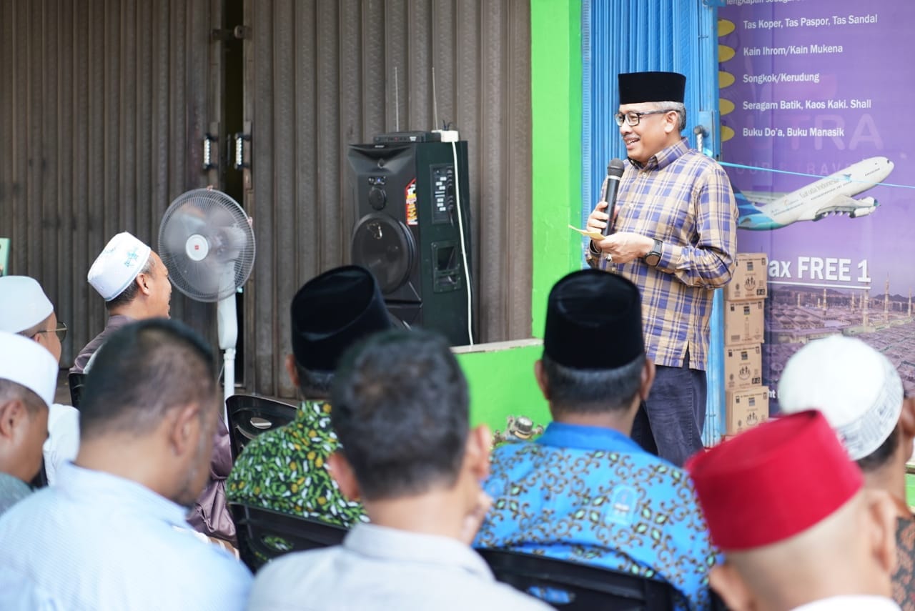 Jefridin Resmikan Kantor Umroh Sutra Tour Hidayah Cabang Batam - Media ...